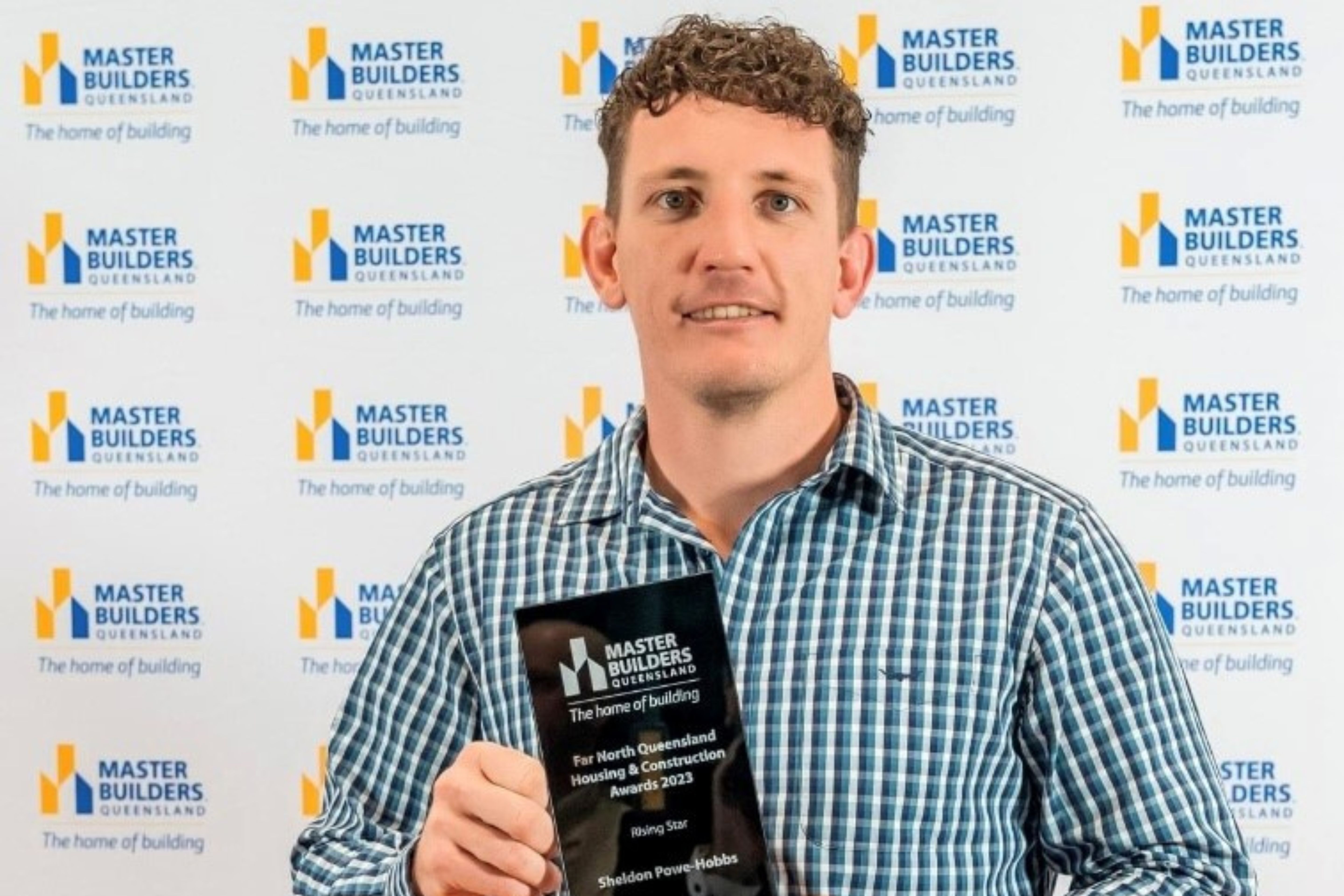 Sheldon receives the rising star award | Sarina Russo